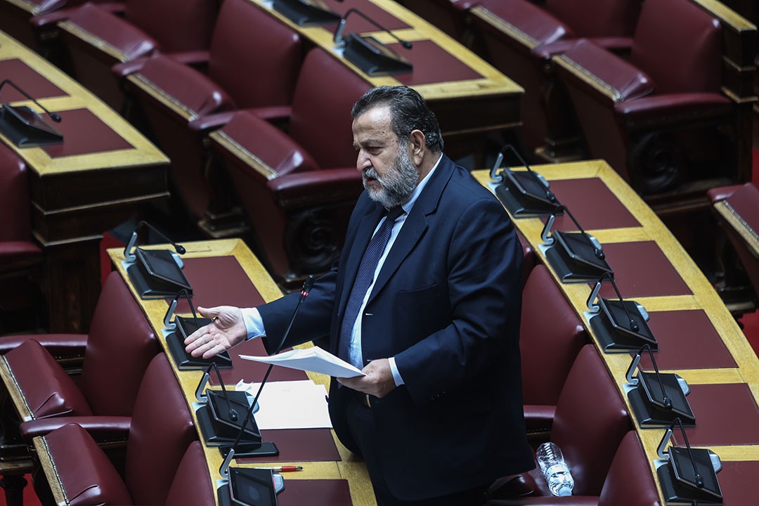 «Το Υπουργείο Εργασίας και Κοινωνικών Υποθέσεων παραδέχεται τα λάθη που ...