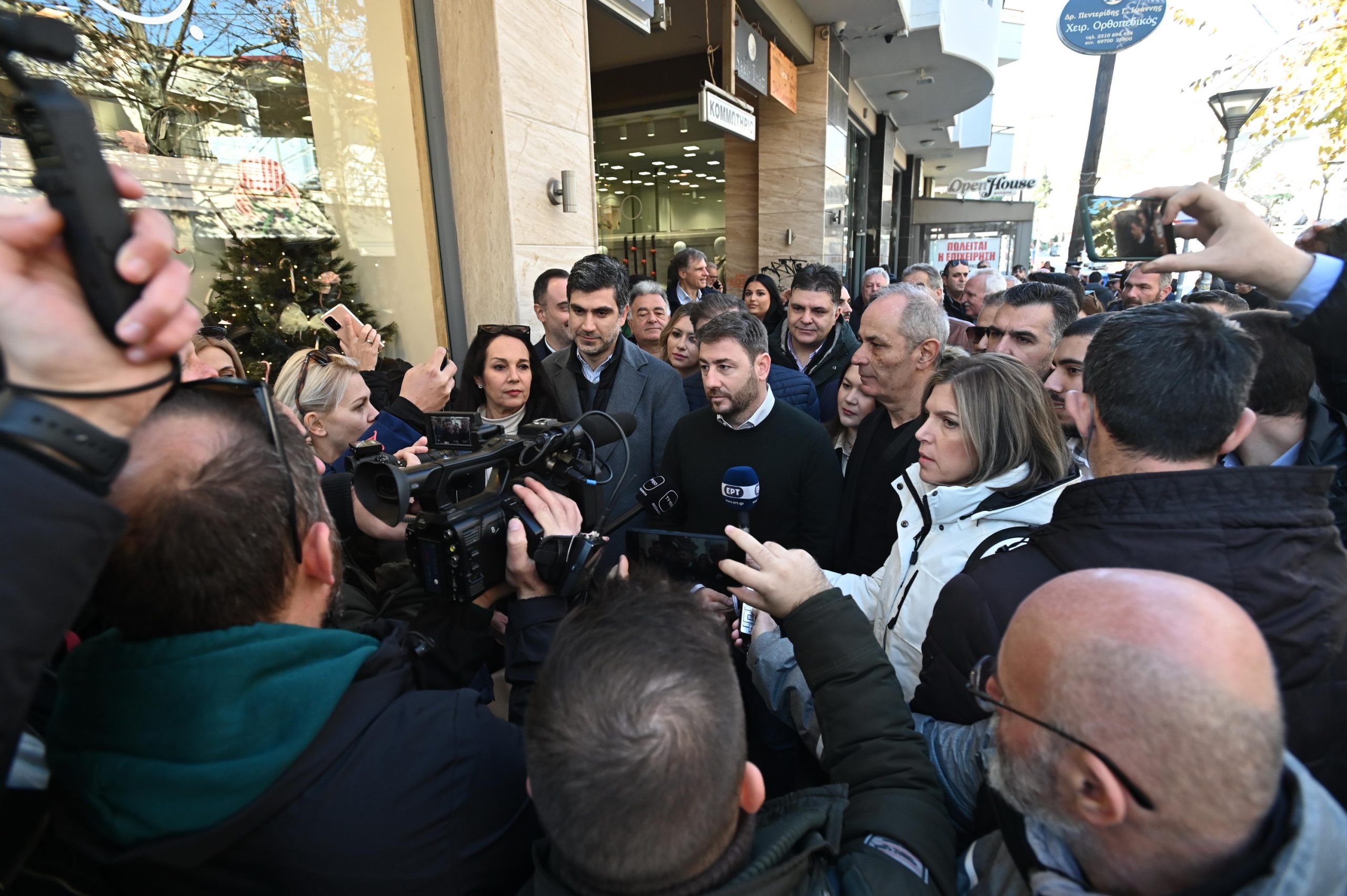 «Οι πολιτικές επιλογές της Κυβέρνησης είναι άδικες και ατελέσφορες ...