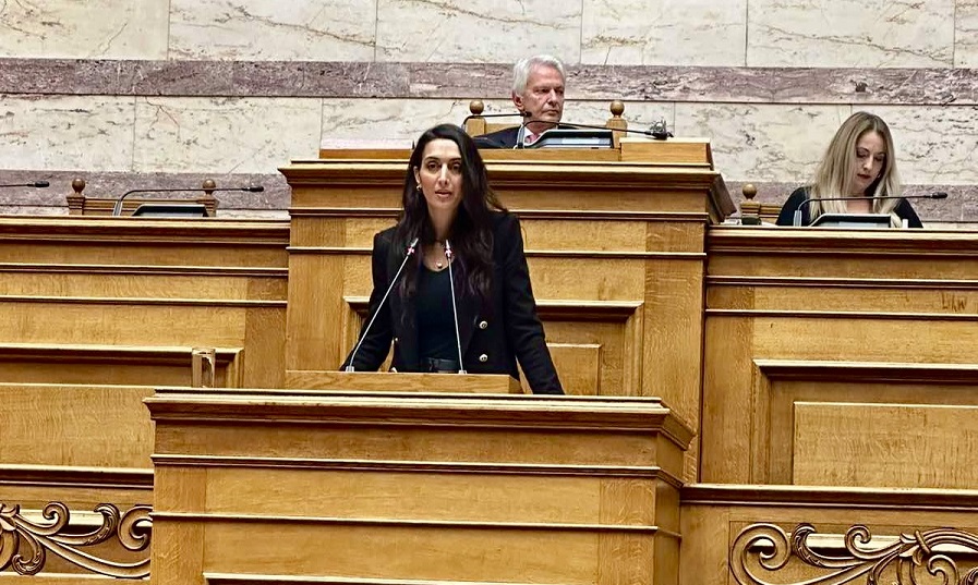 Κατερίνα Σπυριδάκη: «Ψηφιακά “βραχιολάκια” χωρίς γιατρούς και ...